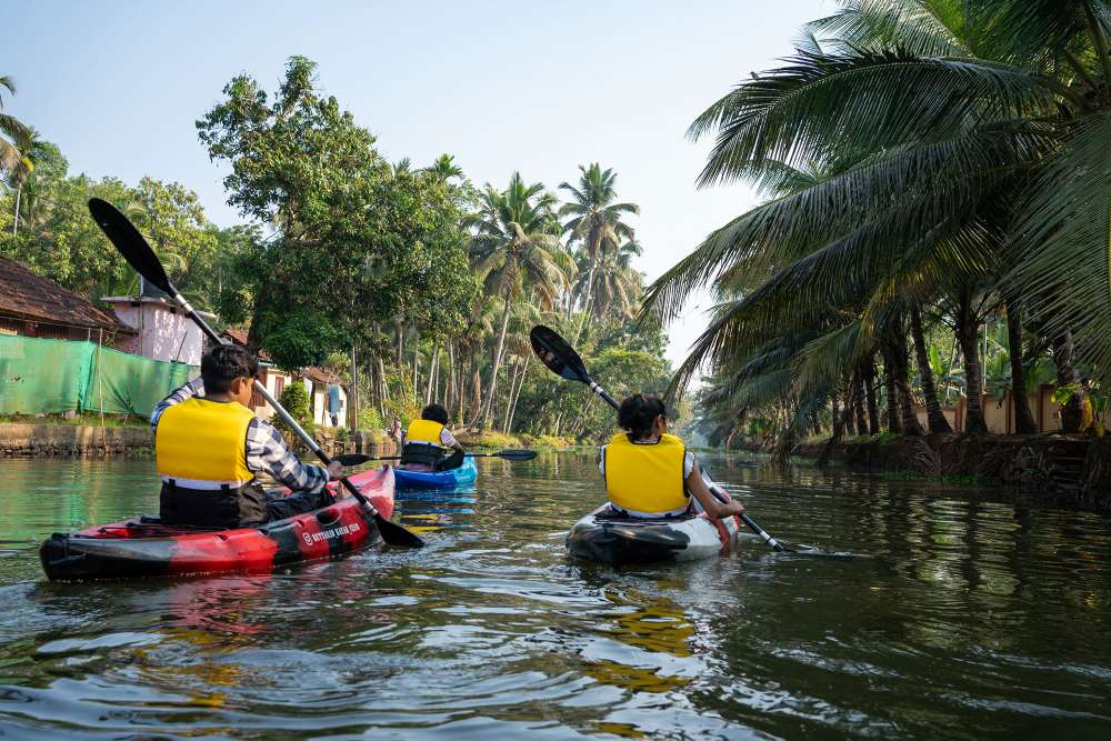 Kayaking in Kerala | Kayaking in Alleppey